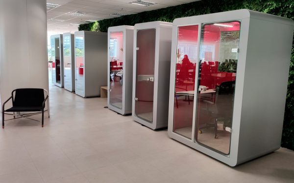 SILENT CALL - Cabine acústica individual para telefonemas